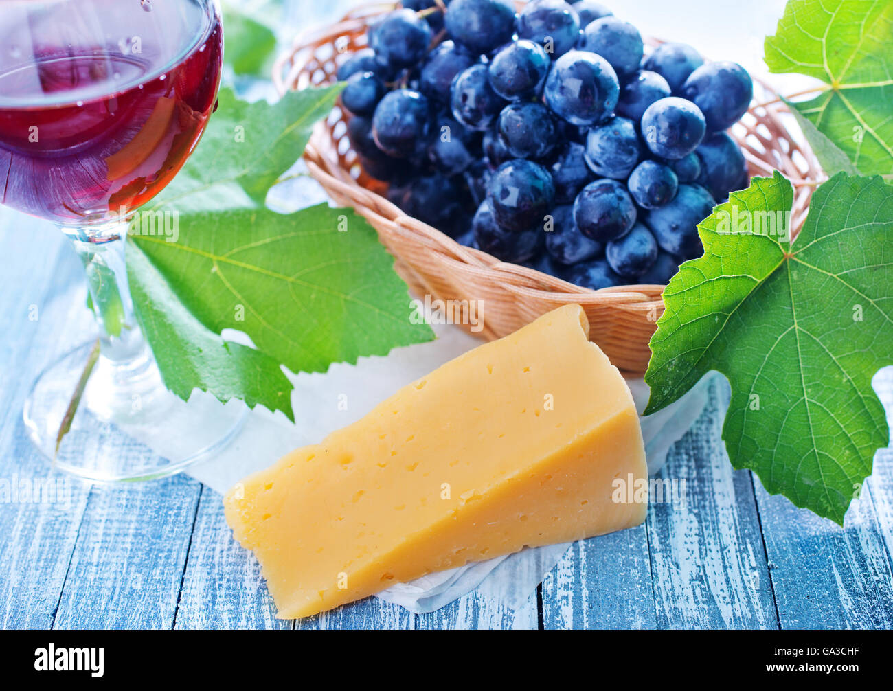 cheese and grape Stock Photo - Alamy