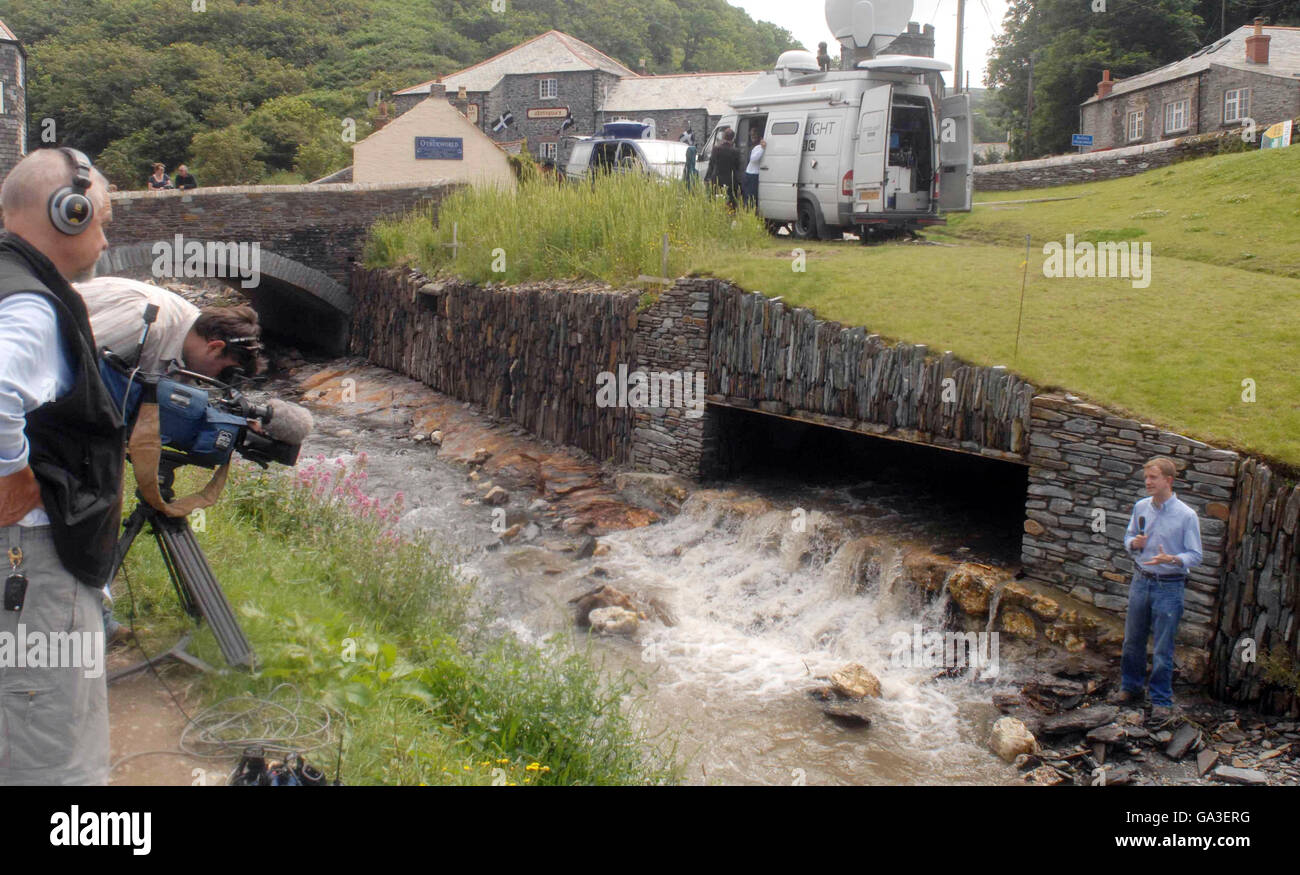 Flood boscastle hi-res stock photography and images - Alamy