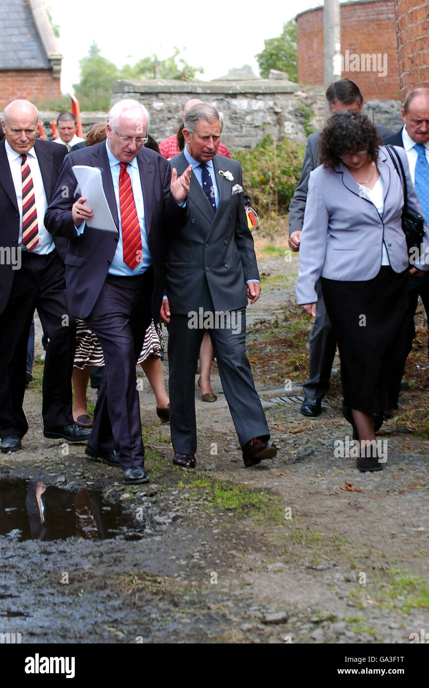 The Prince of Wales visits Leighton Farm in Welshpool Stock Photo - Alamy