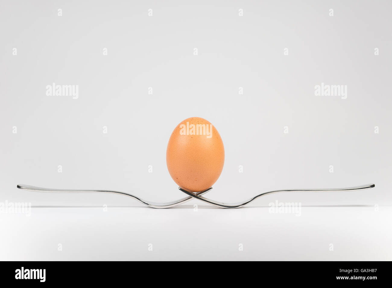 Balancing egg hi-res stock photography and images - Alamy