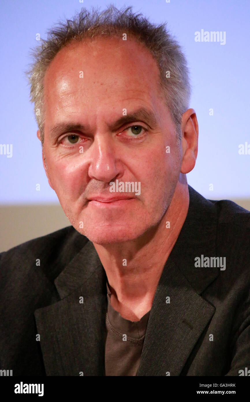 Thomas struth portrait hi-res stock photography and images - Alamy