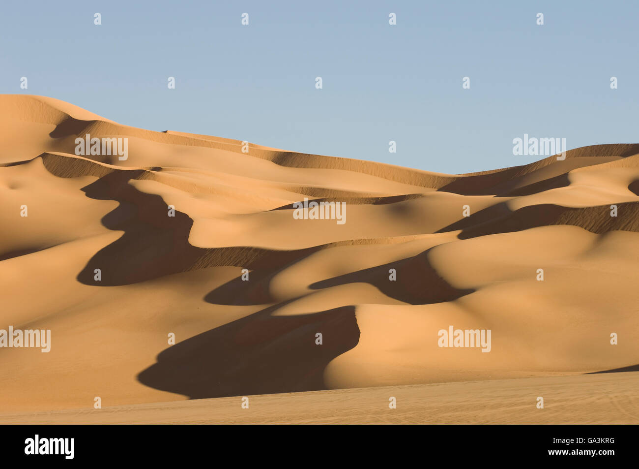 Dunes erg awbari outdoor hi-res stock photography and images - Alamy