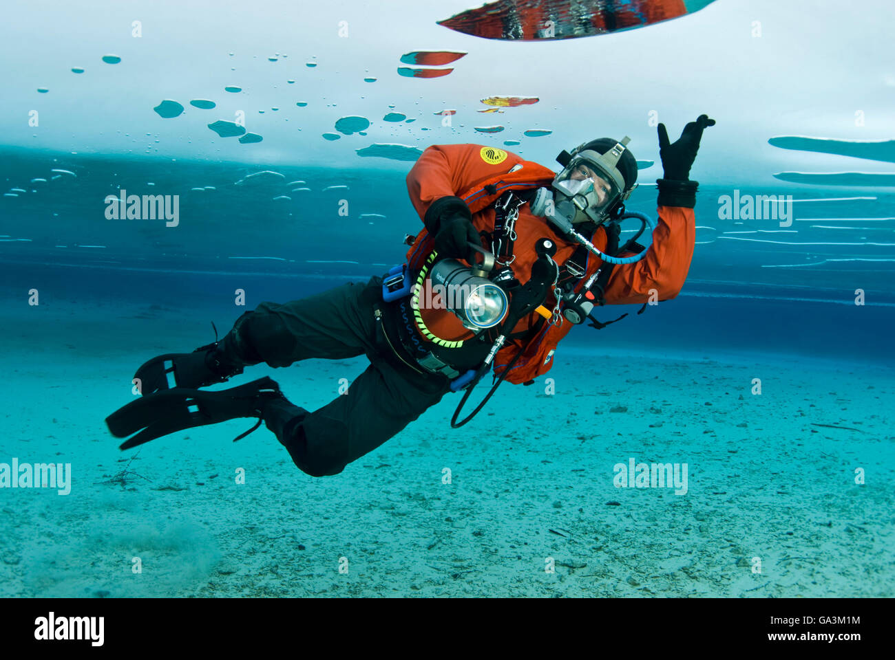 Full diving gear hi-res stock photography and images - Alamy