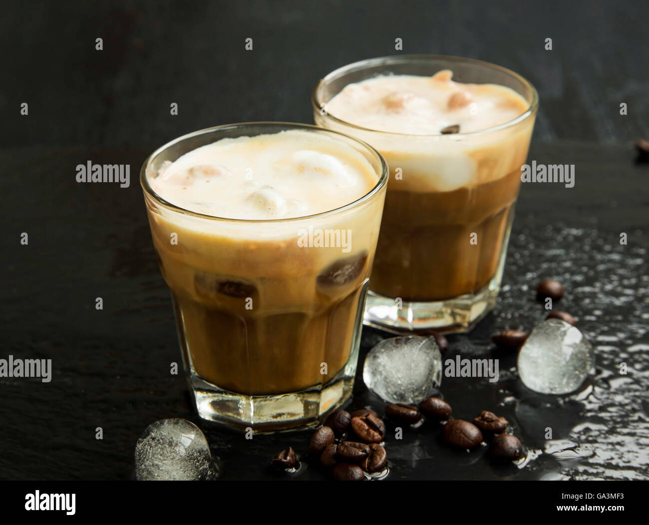 Ice iced cubes hi-res stock photography and images - Alamy