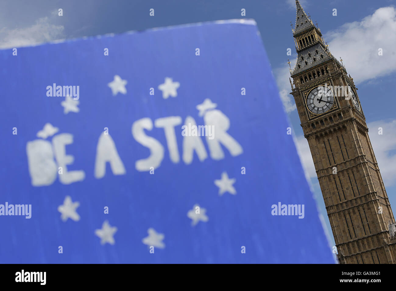 As remain supporters demonstrate in parliament square hi-res stock ...