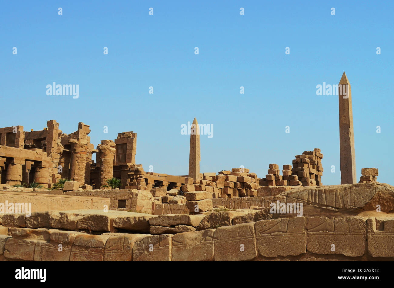 Egyptian obelisk hieroglyphics vertical hi-res stock photography and ...