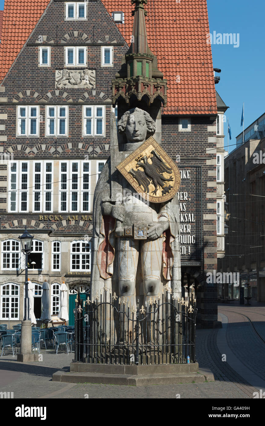 Bremen, Roland Statue Stock Photo - Alamy