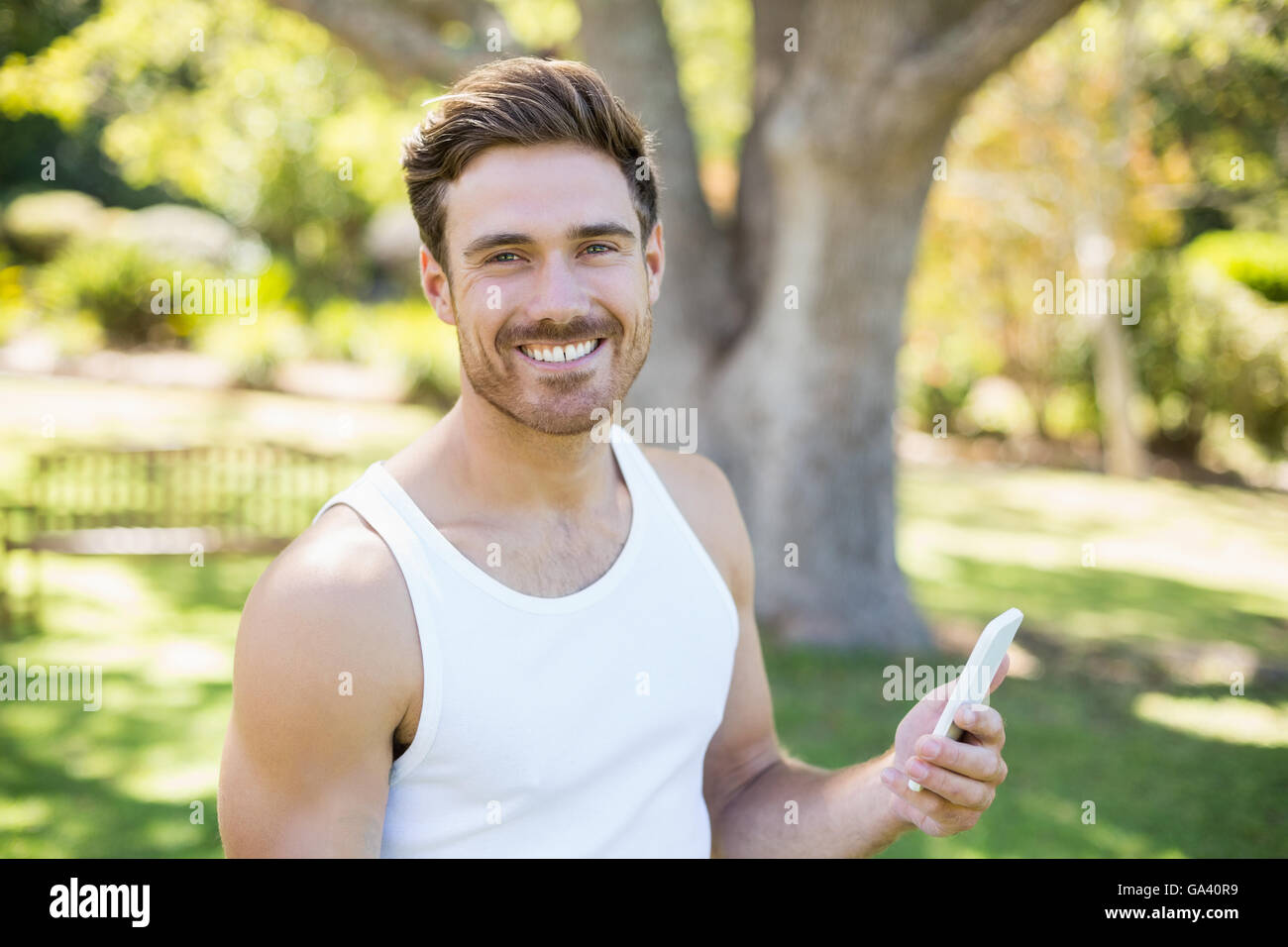 Portrait man mobile smartphone hi-res stock photography and images - Alamy
