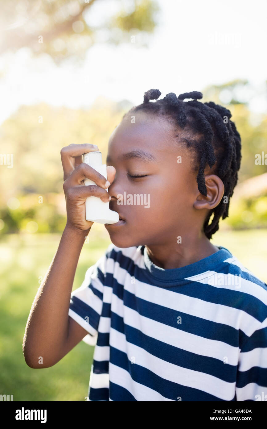 Kids holding an object Stock Photo - Alamy