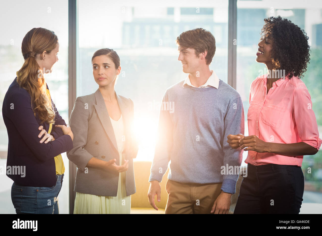 Smart discussion hi-res stock photography and images - Alamy