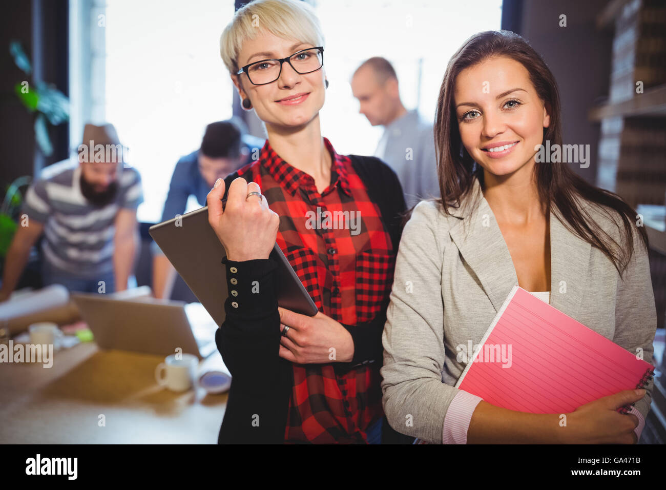 Female coworkers hi-res stock photography and images - Alamy