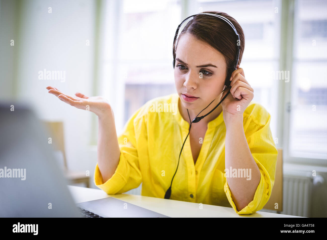 Well operator hi-res stock photography and images - Alamy