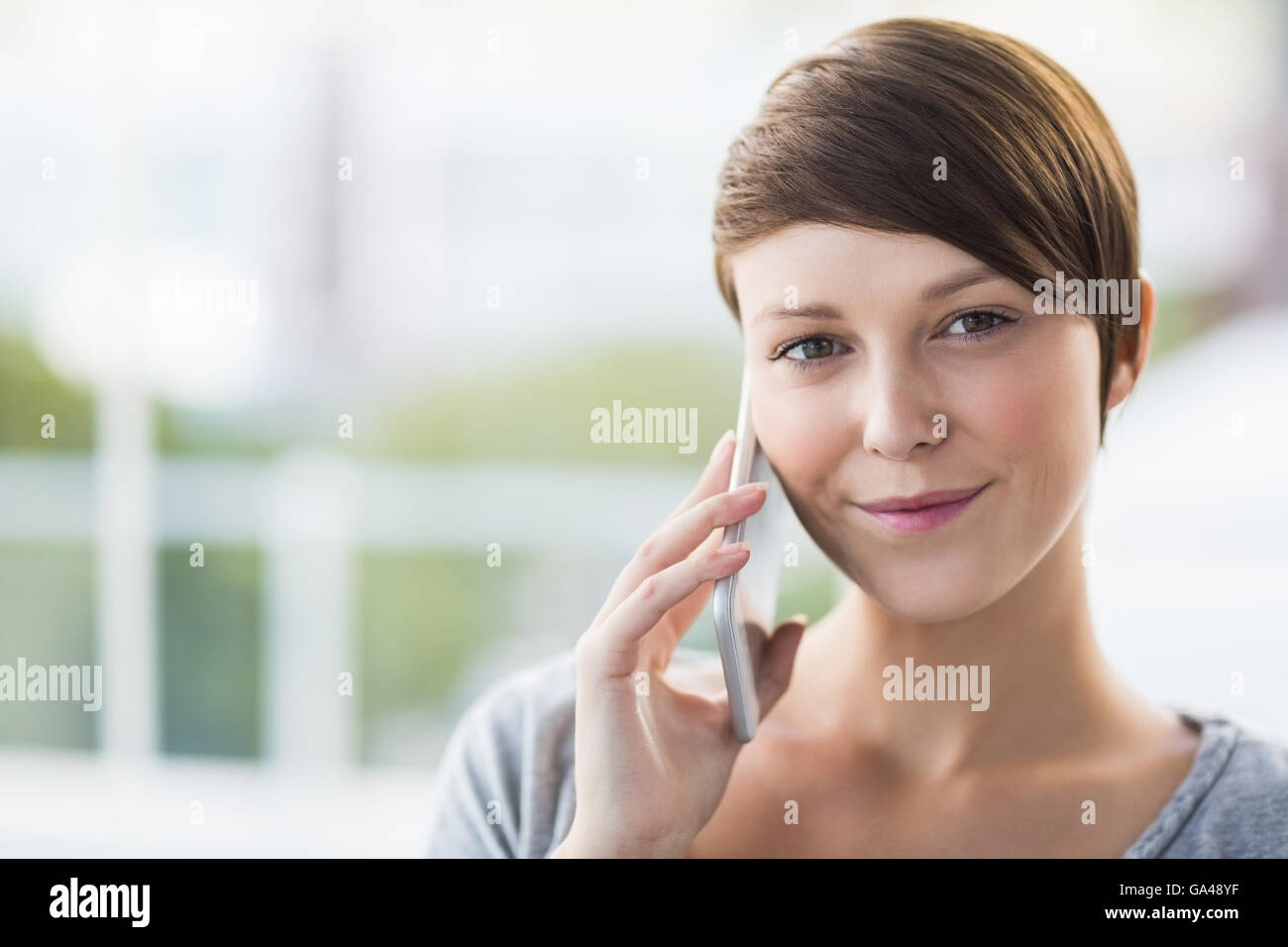 Portrait talking woman phone hi-res stock photography and images - Alamy