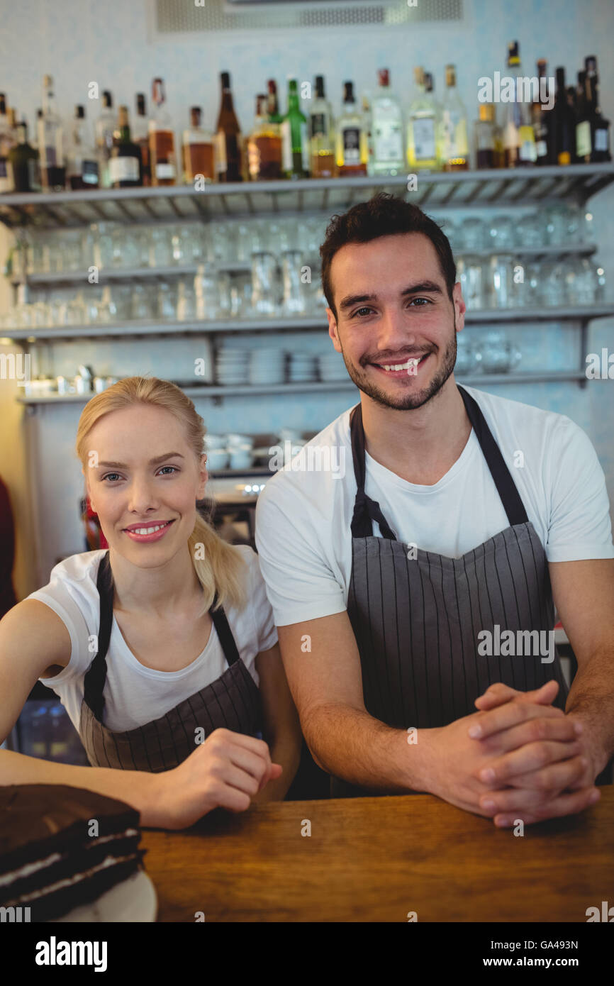 Coffee shop workers hi-res stock photography and images - Alamy