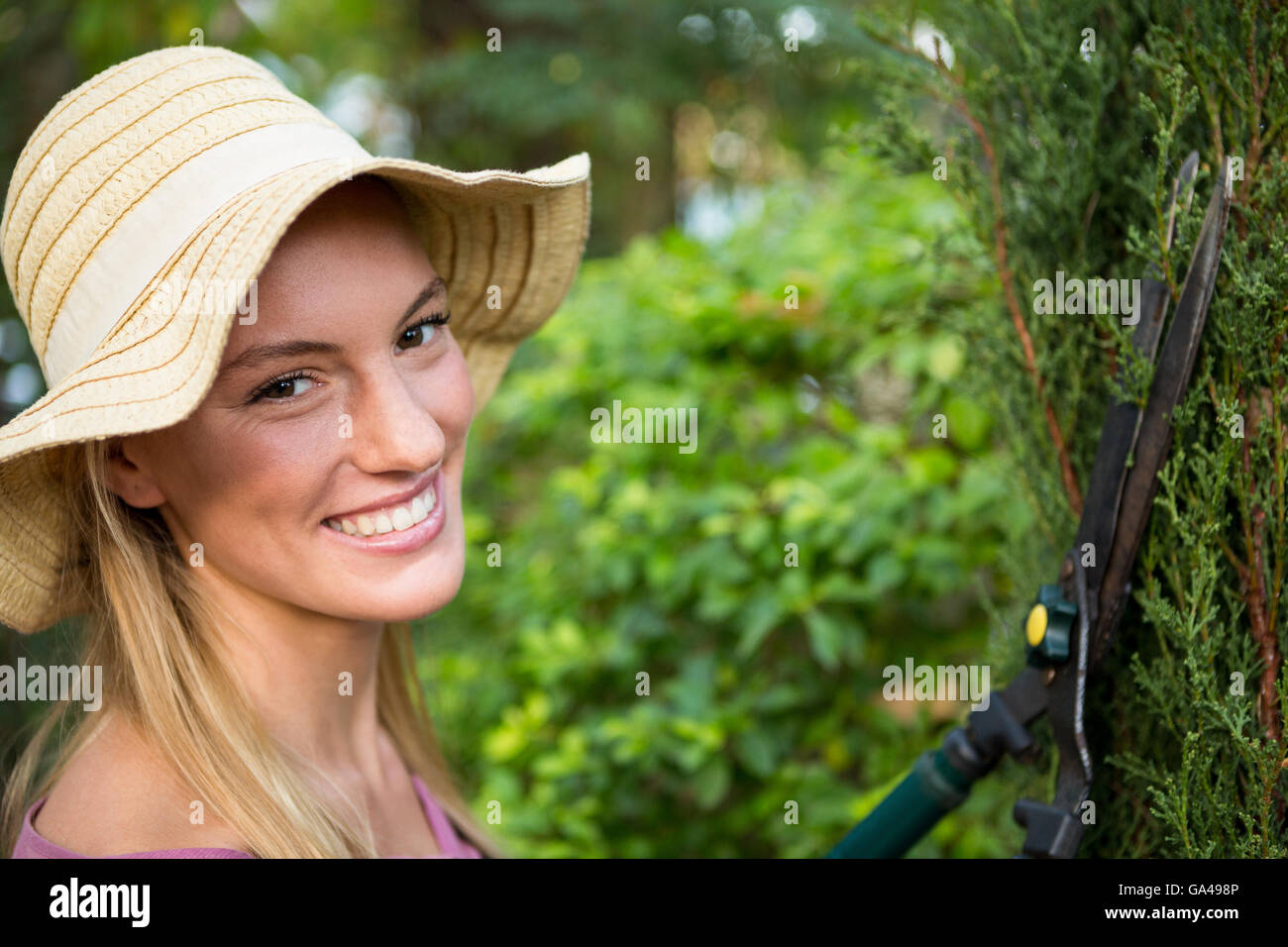 Beautiful gardener hi-res stock photography and images - Alamy