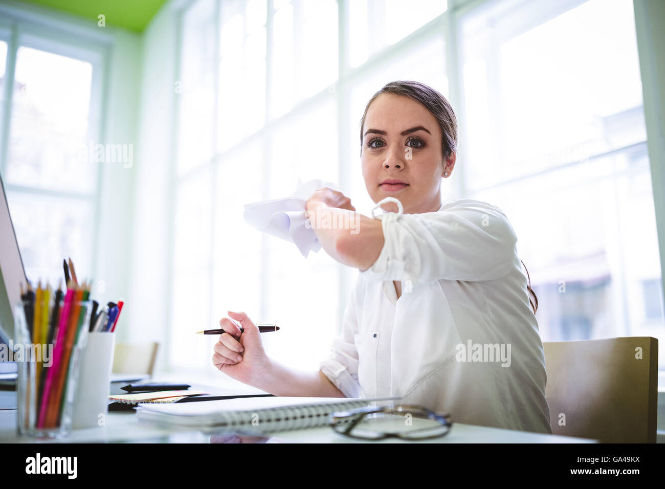 Angry young woman paper hi-res stock photography and images - Alamy