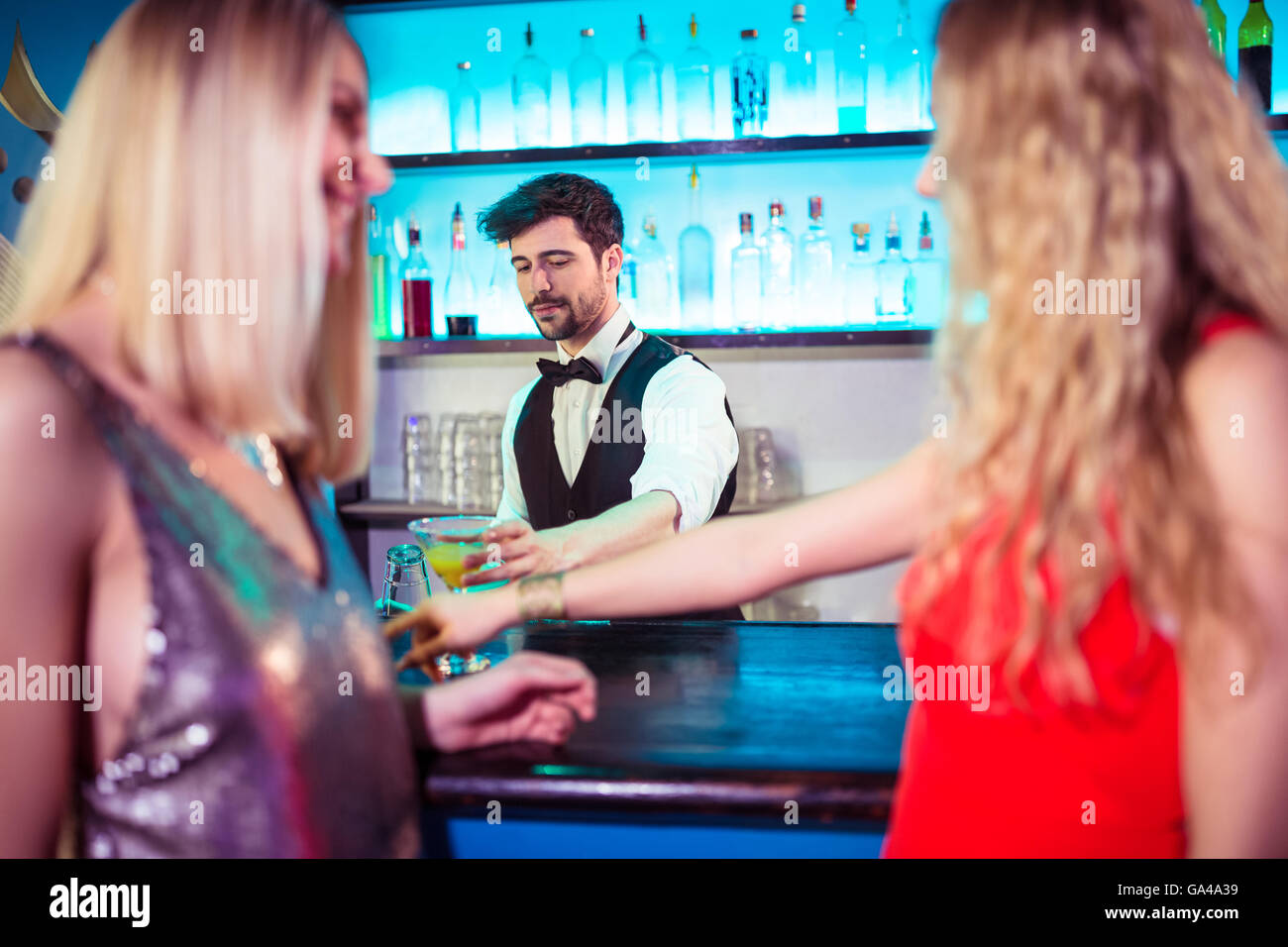 Serving drinks hi-res stock photography and images - Alamy