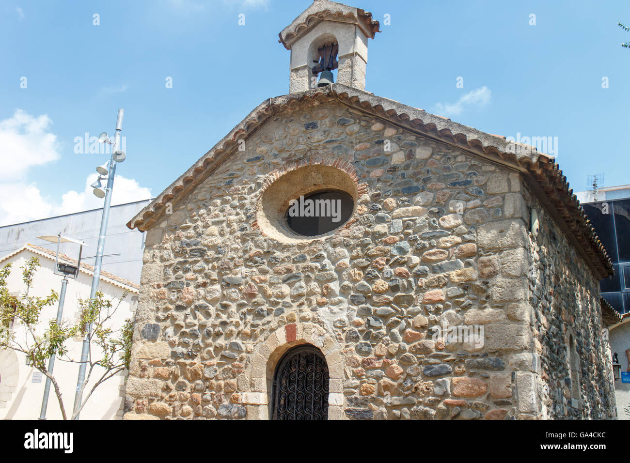 Small Stone Church Stock Photos & Small Stone Church Stock Images - Alamy