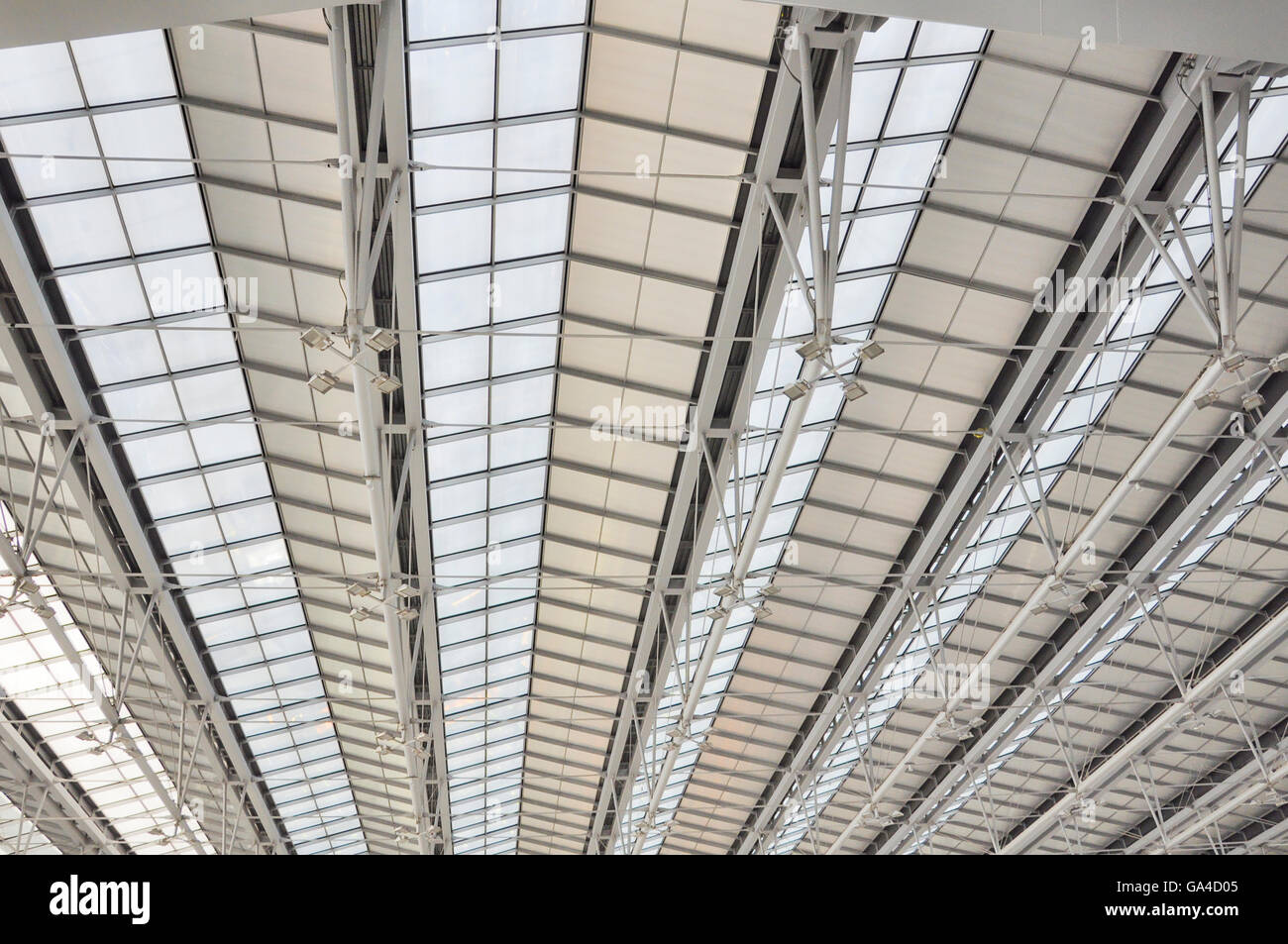 Contemporary interior and roof hi-res stock photography and images - Alamy