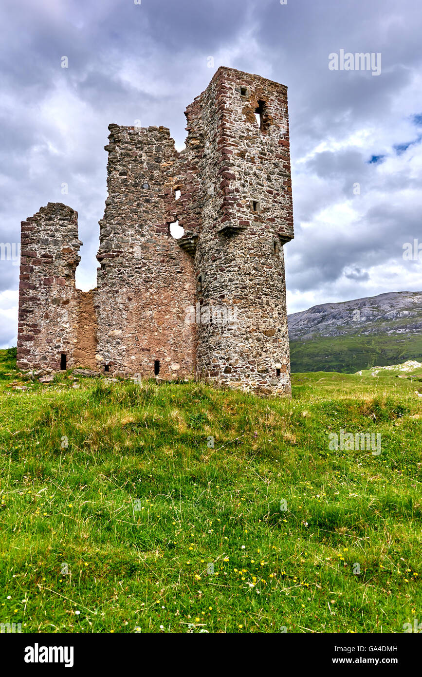 Castle dates from 16th century hi-res stock photography and images - Alamy