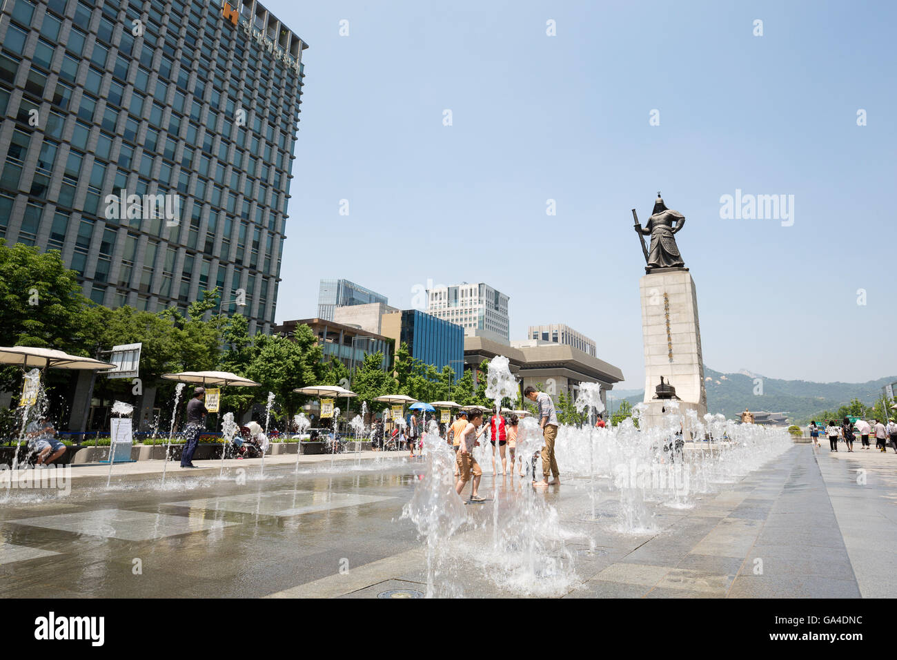 Gwanghwamun square in Seoul, South Korea Stock Photo - Alamy