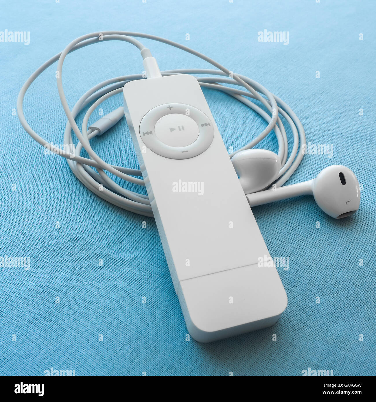 Ipod shuffle hi-res stock photography and images - Alamy