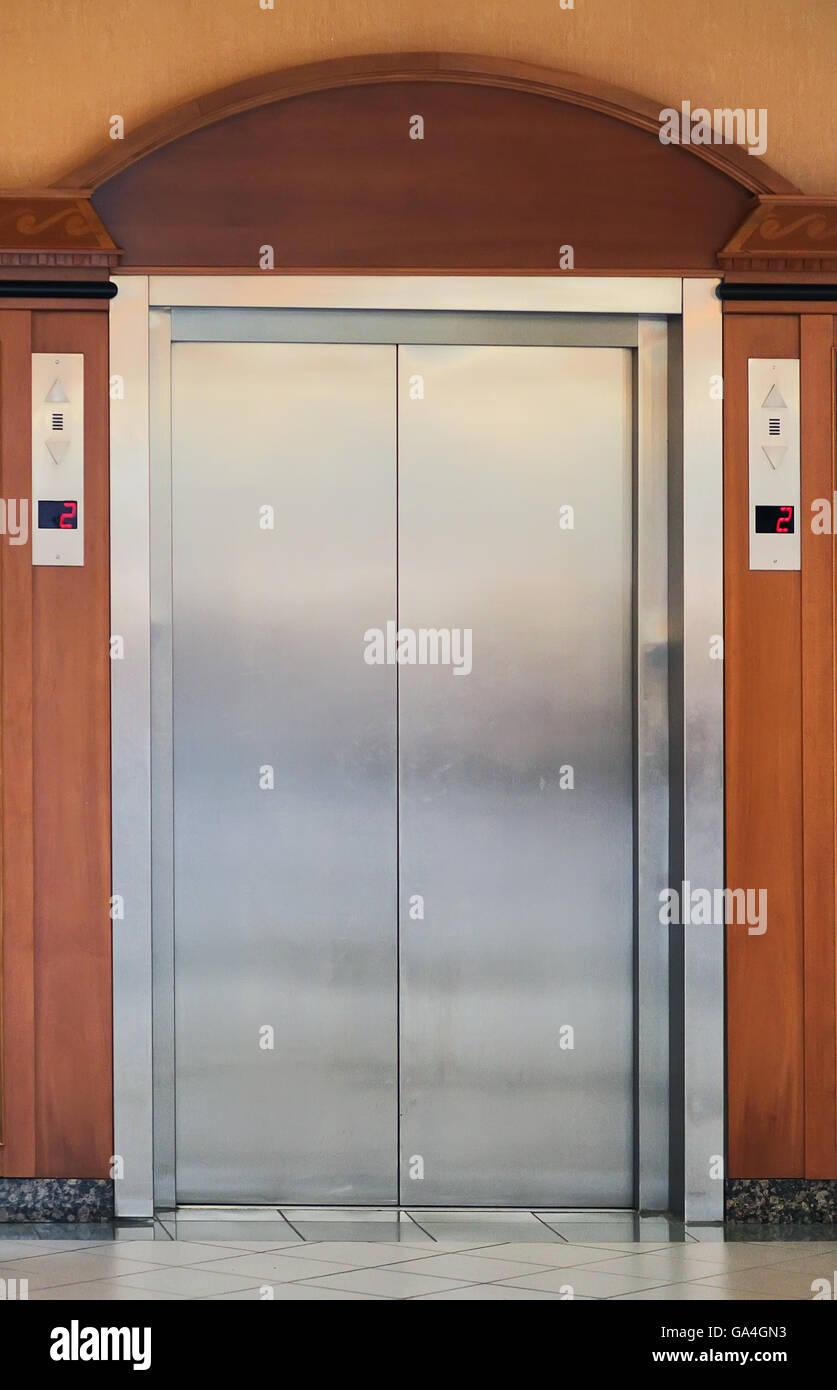 Elevator door close button hi-res stock photography and images - Alamy
