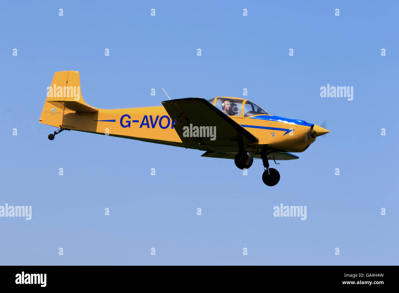 Druine (Rollason) D.62B Condor G-AVOH landing at Sturgate Airfield ...