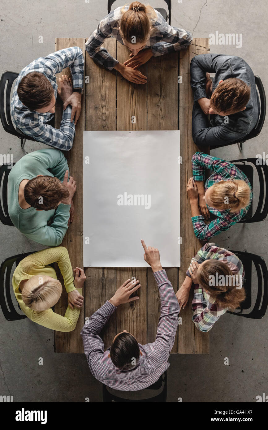 Brainstorming table hi-res stock photography and images - Alamy