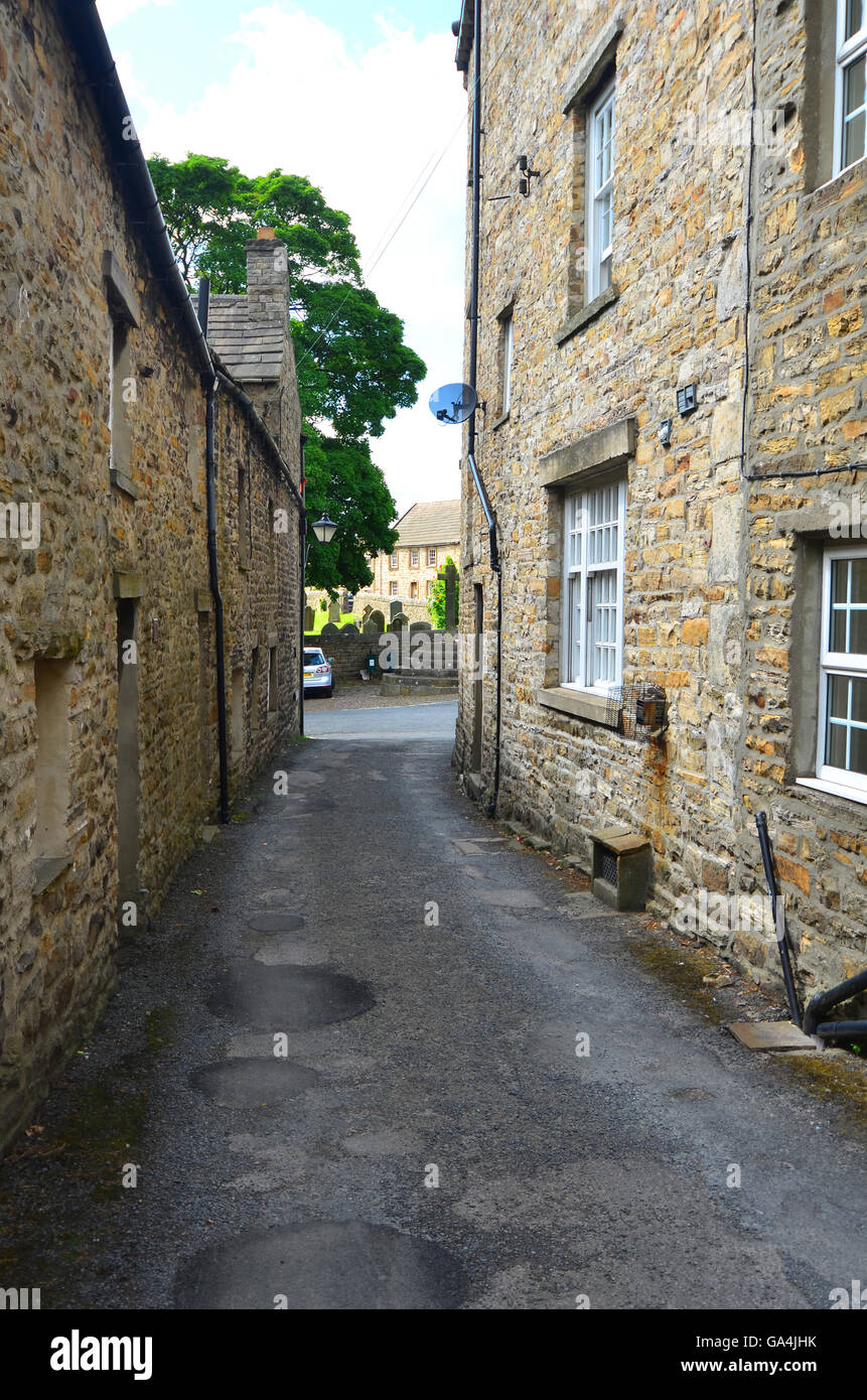 Askrigg North Yorkshire, used as the fictional village of Darrowby in ...