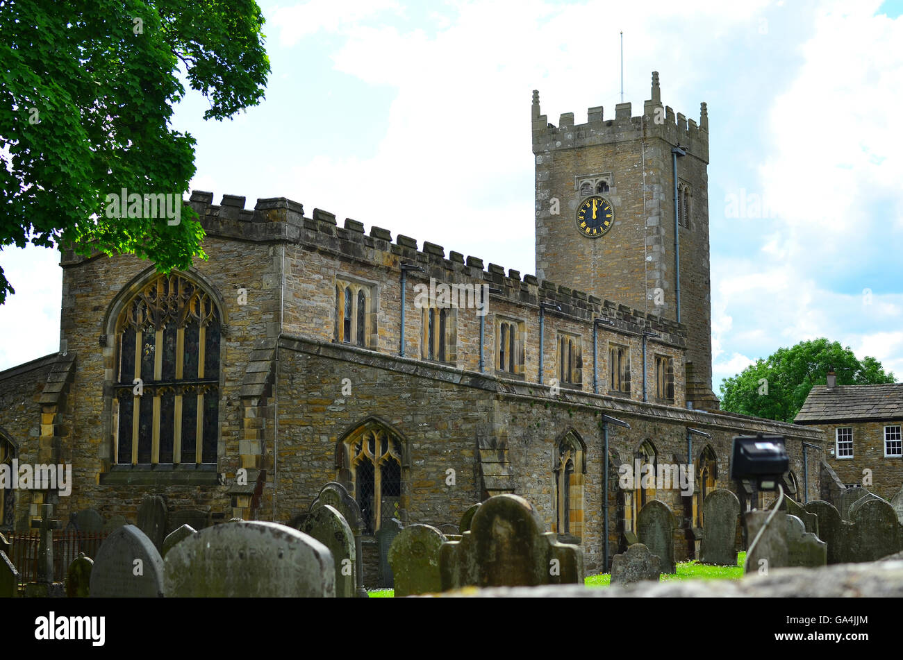 St Oswalds Church at Askrigg in Wensleydale Yorkshire Dales England ...