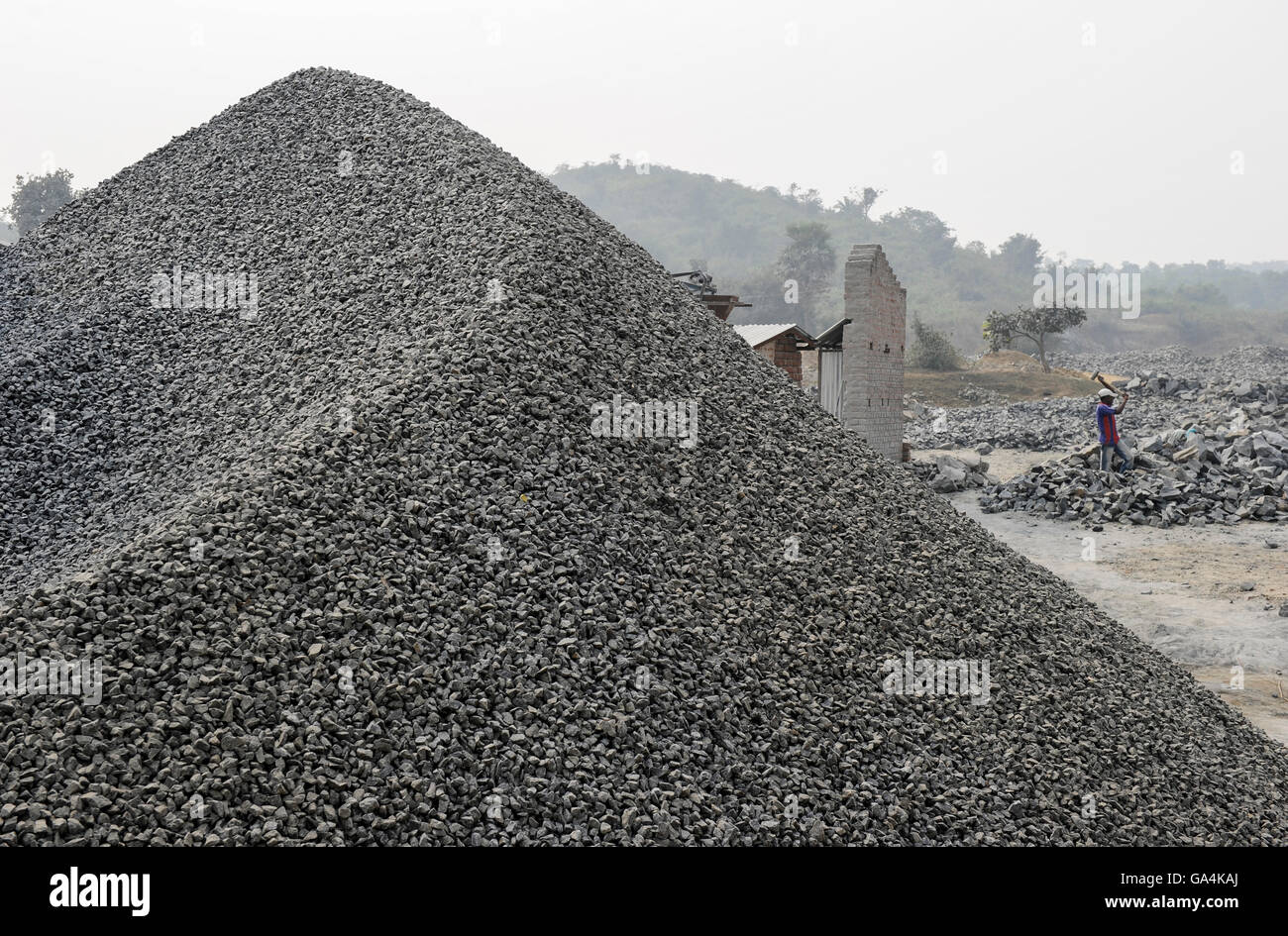 Quarry worker hi-res stock photography and images - Alamy