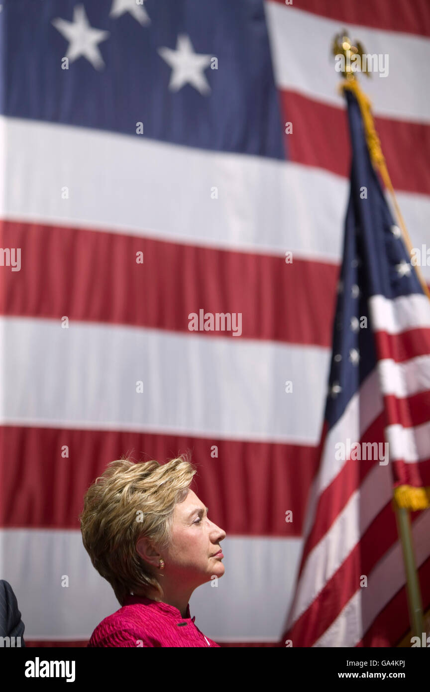 Portrait hillary clinton hi-res stock photography and images - Alamy