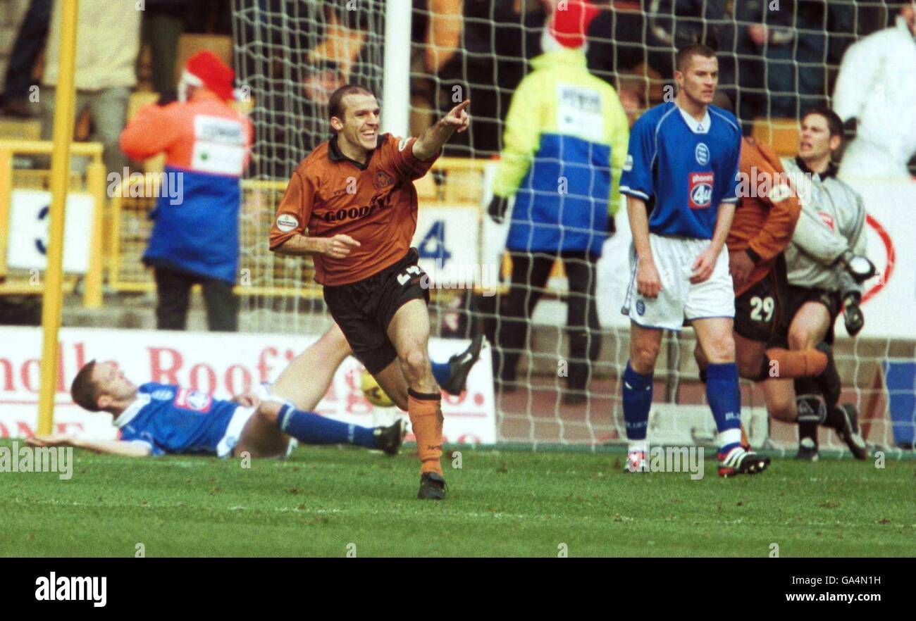 Wolverhampton wanderers alex rae turns to celebrate the winning goal hi ...