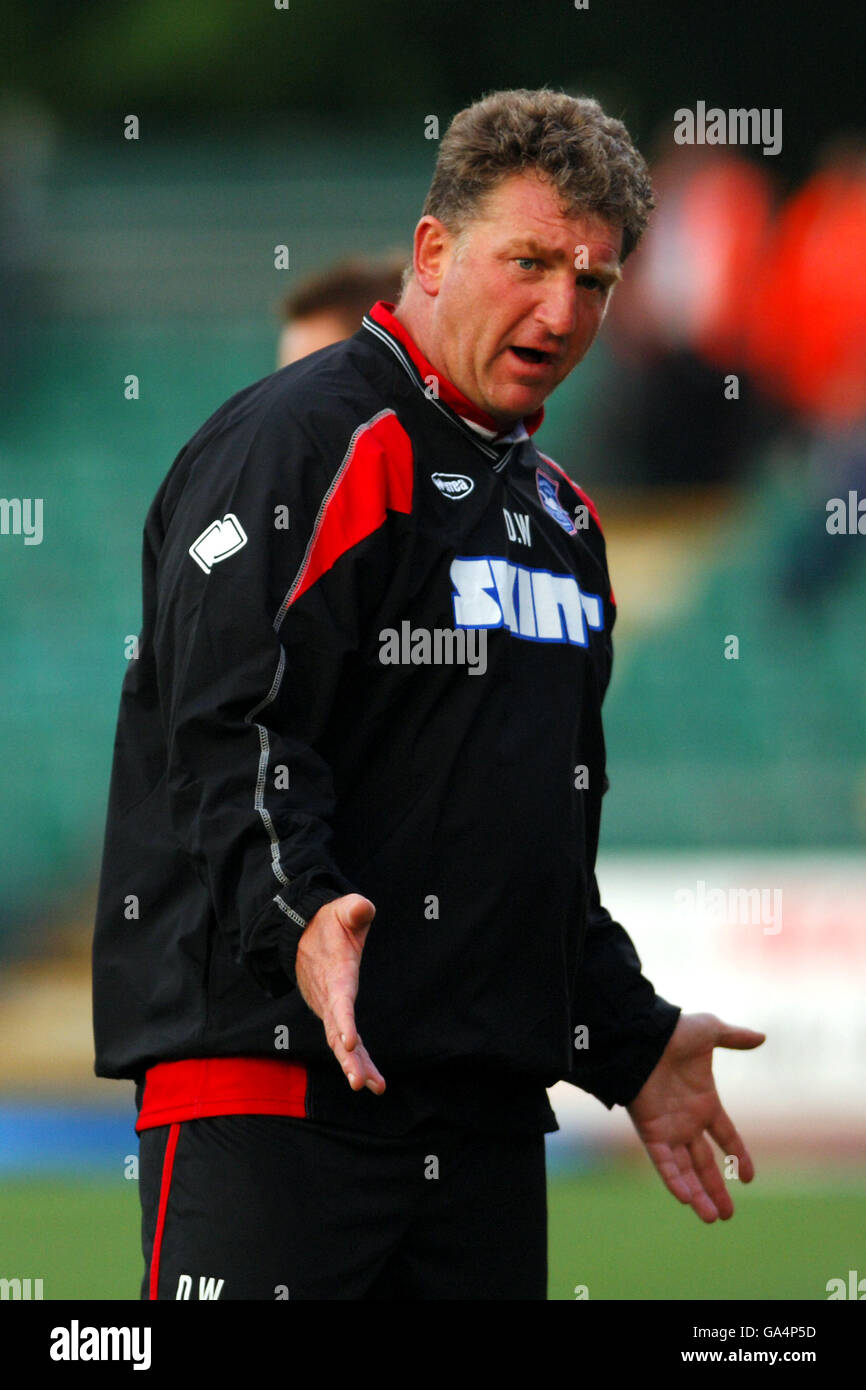 Soccer dean wilkins hi-res stock photography and images - Alamy