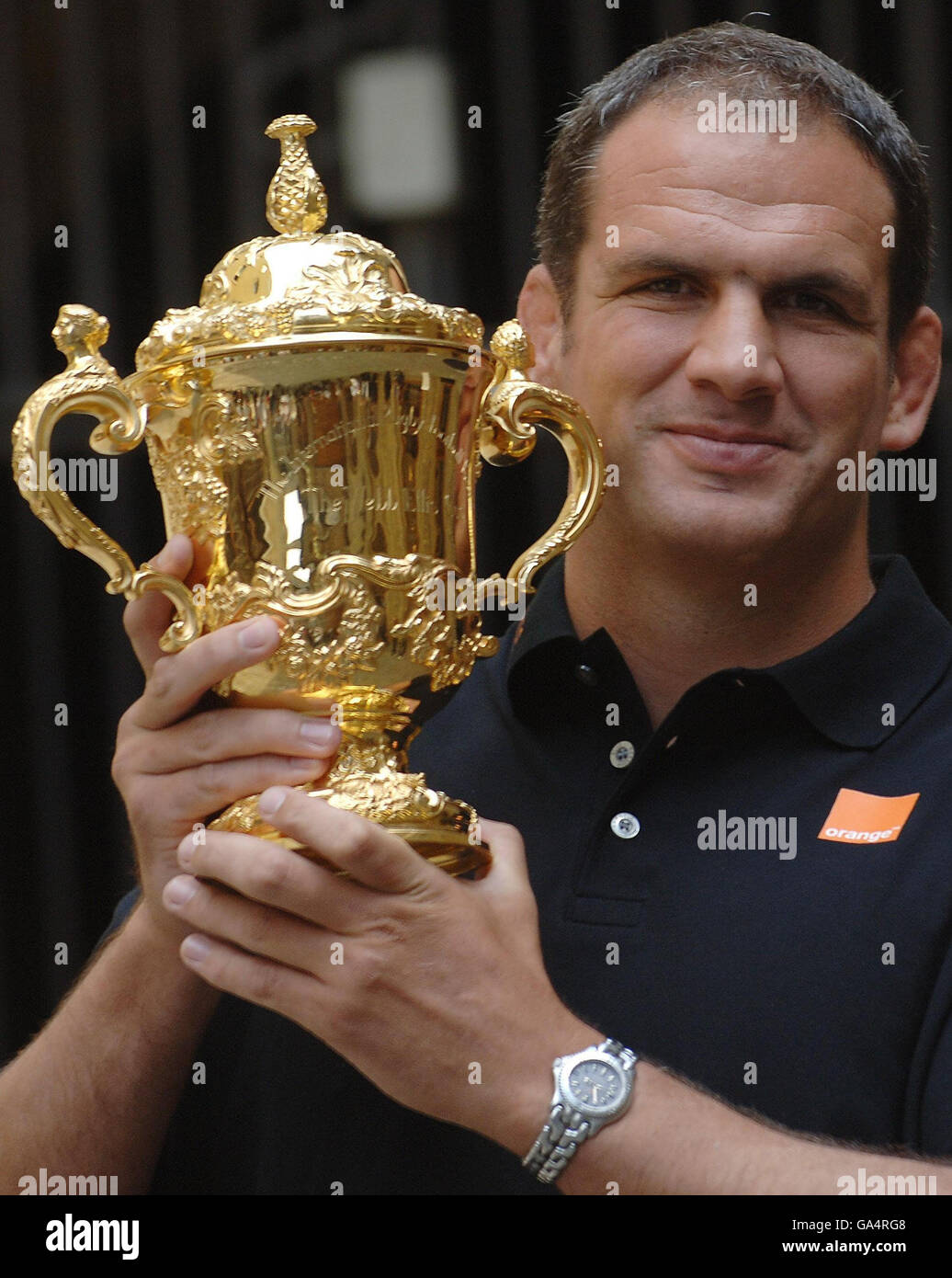 Sport rugby union holding trophy sport rugby union martin johnson hi ...