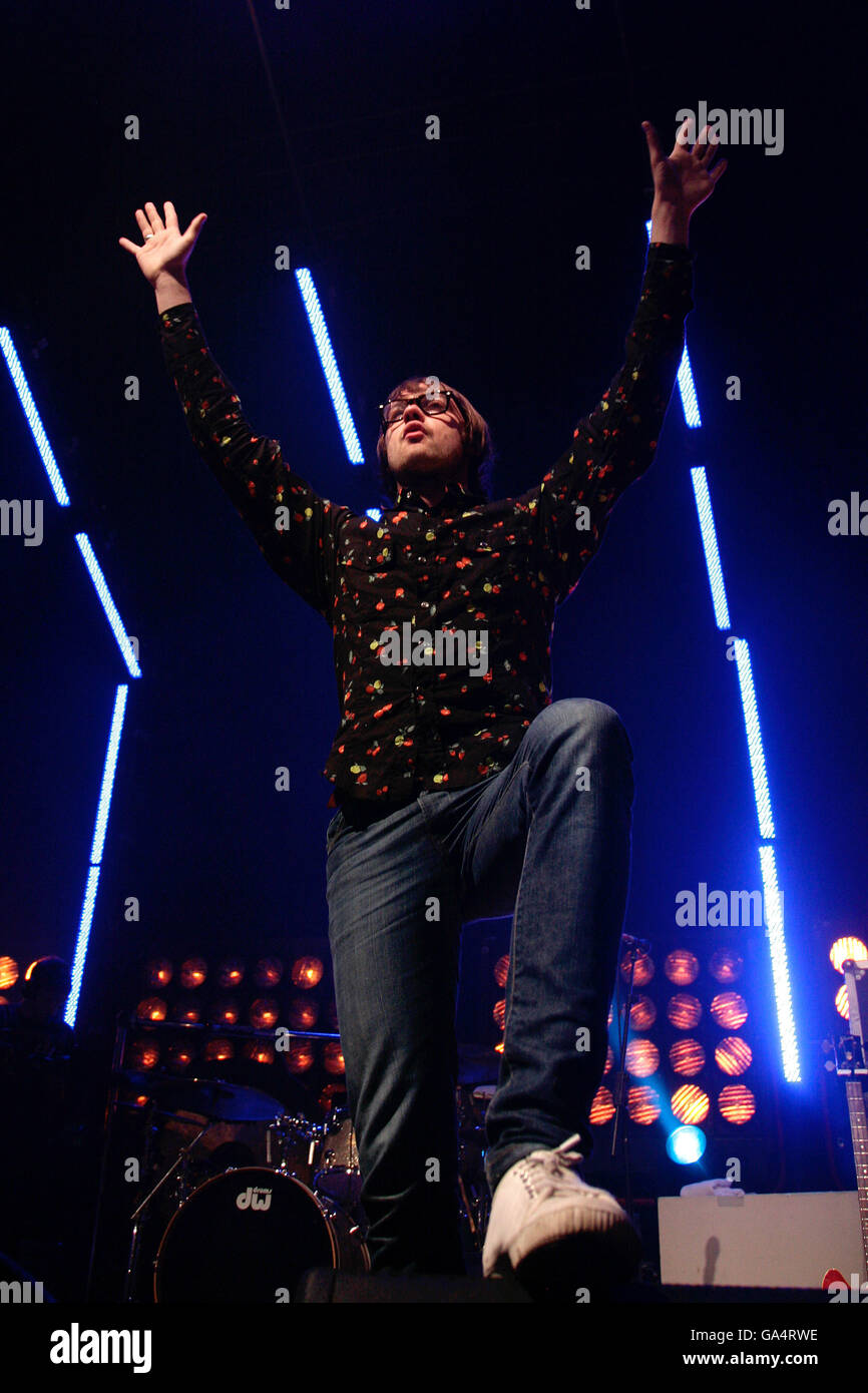 Tom Meighan, lead singer of Kasabian in concert during an exclusive ...