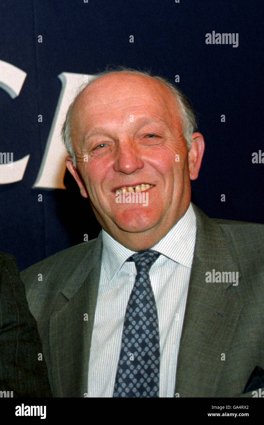 Ici chief operating officer ronnie hampel hi-res stock photography and ...