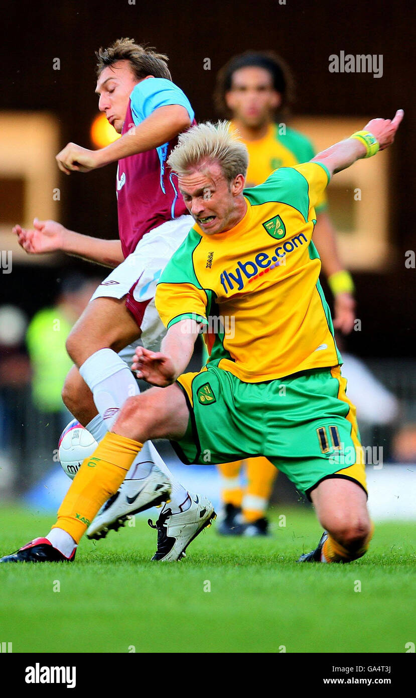 Mark chadwick hi-res stock photography and images - Alamy