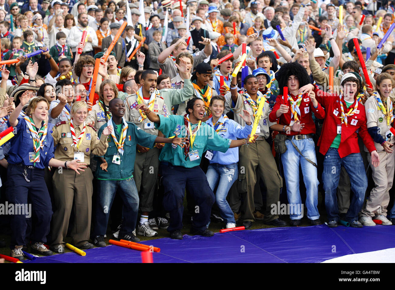 Scouts from around the world celebrate the centenary of the scouting ...