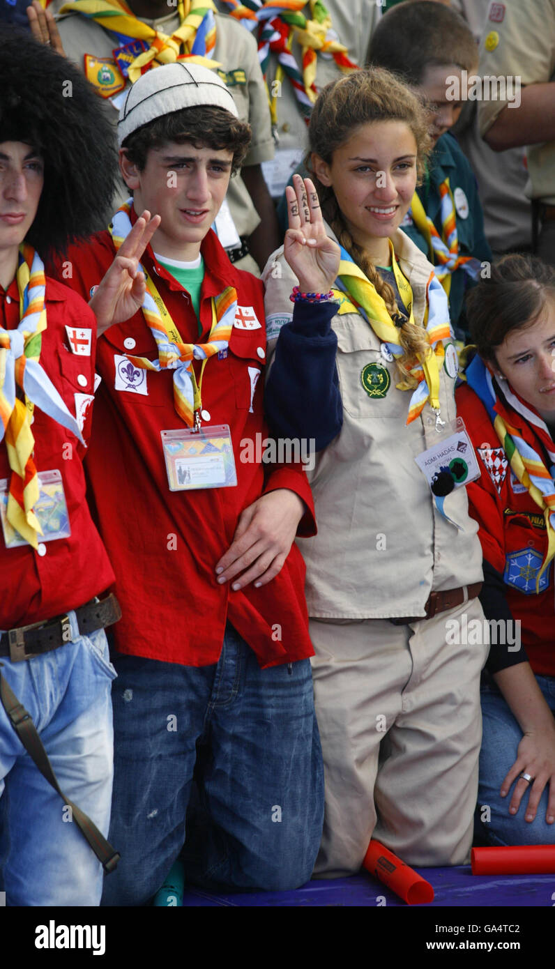 Scouts from around the world celebrate the centenary of the scouting ...