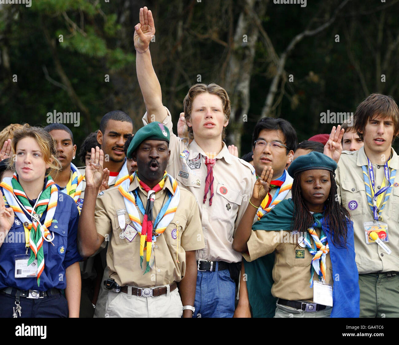 Scouts from around the world celebrate the centenary of the scouting ...