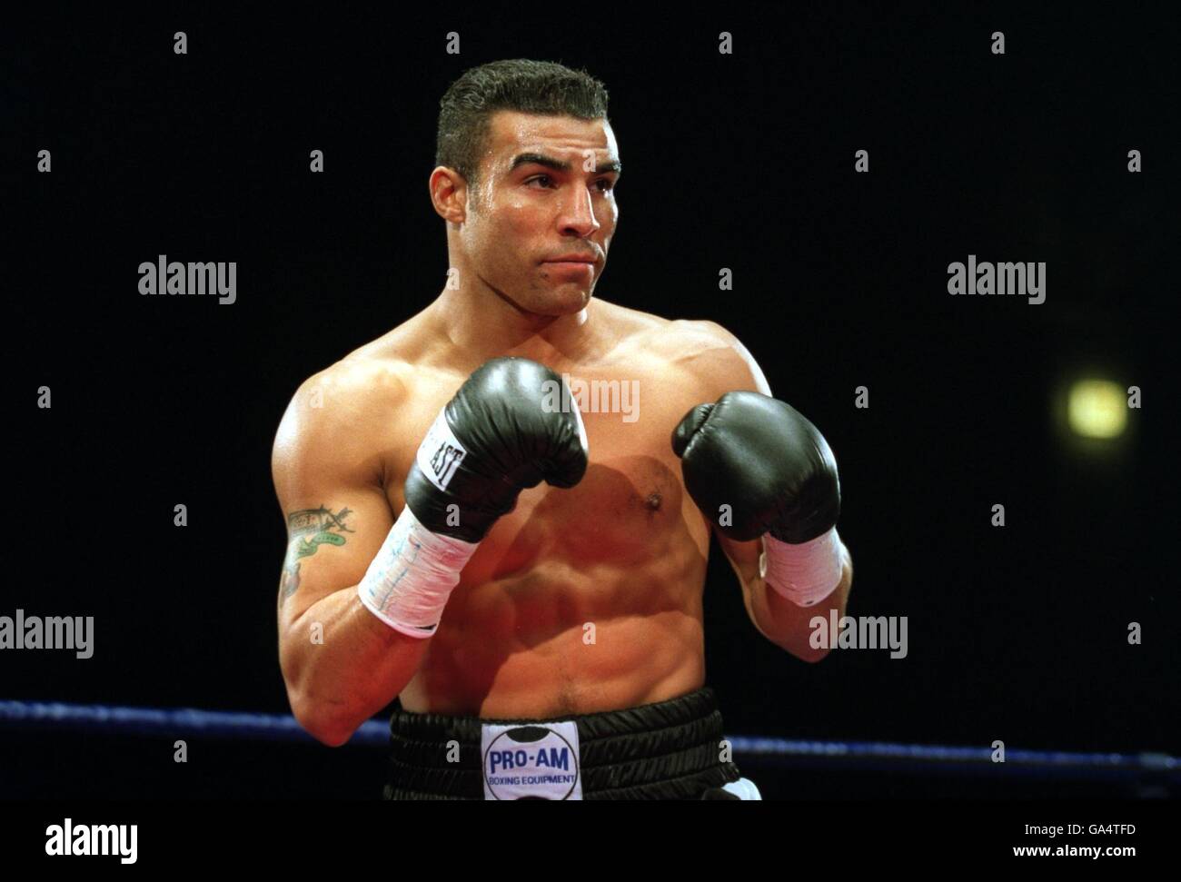 Boxing - WBF Super Middleweight Championship - Robin Reid v Julio Cesar ...