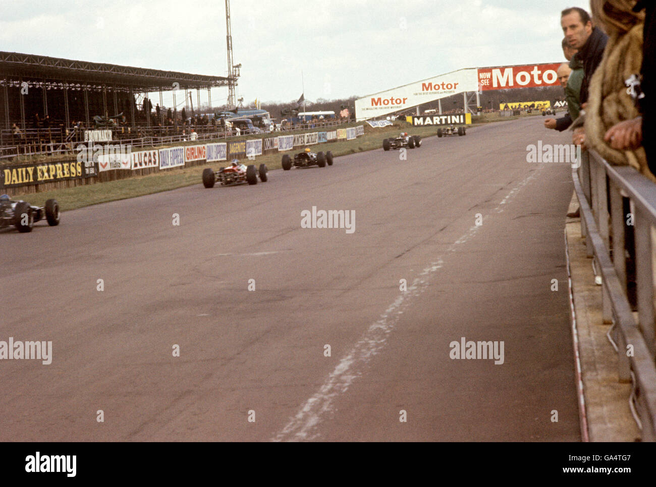 Motor Sport - Formula One - Wills Tropphy - Silverstone. The Wils ...