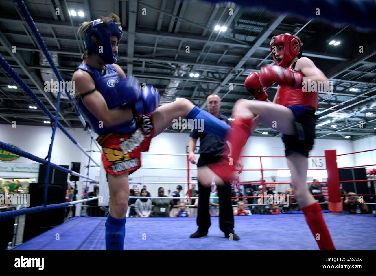 Boxing referee from london hi-res stock photography and images - Alamy