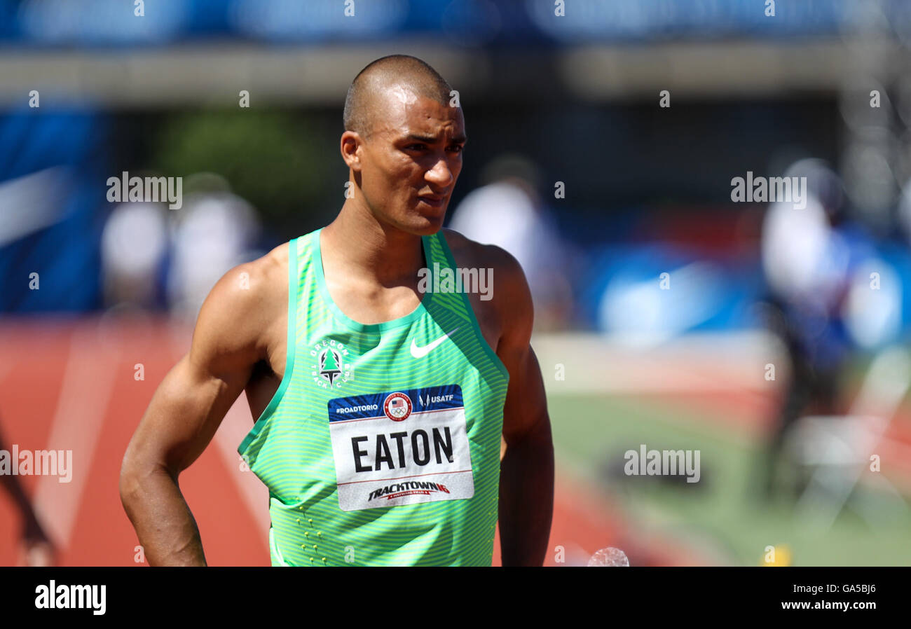 Eugene, Oregon, UK. 2nd July, 2016. ASHTON EATON prepares to run the ...