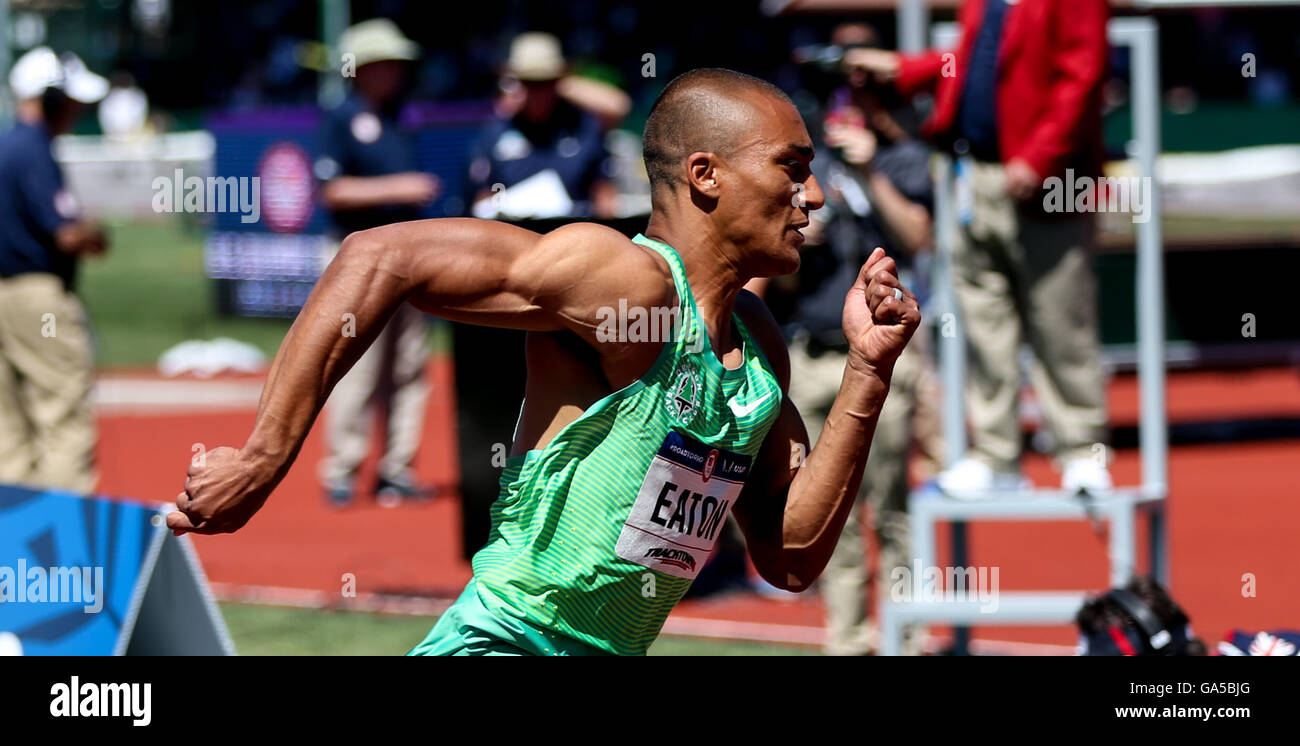 Eugene, Oregon, UK. 2nd July, 2016. ASHTON EATON takes off in the ...