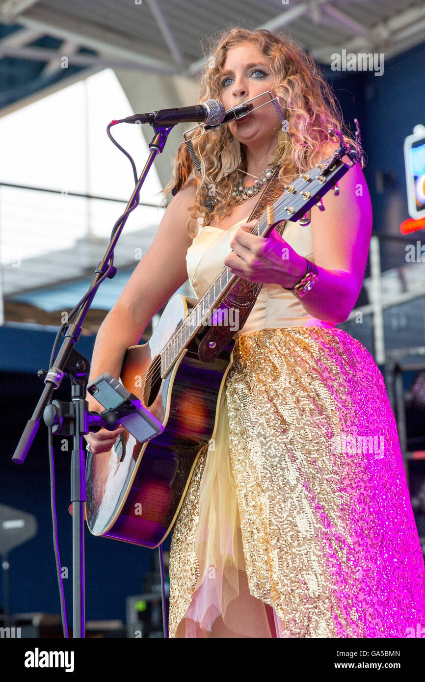 Erica lee hi-res stock photography and images - Alamy