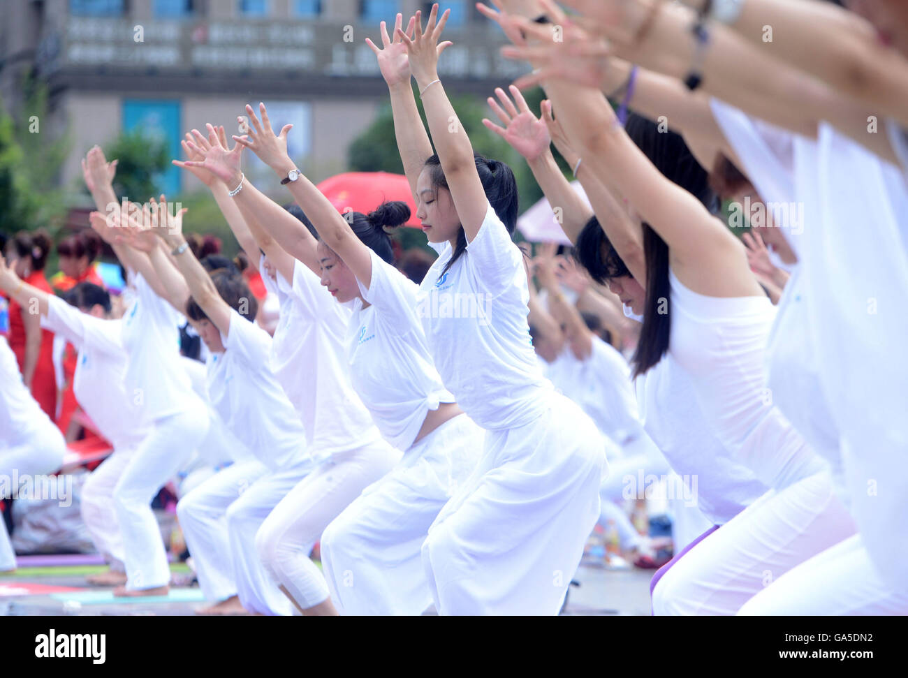 Chenzhou, China's Hunan Province. 3rd July, 2016. Yoga enthusiasts ...