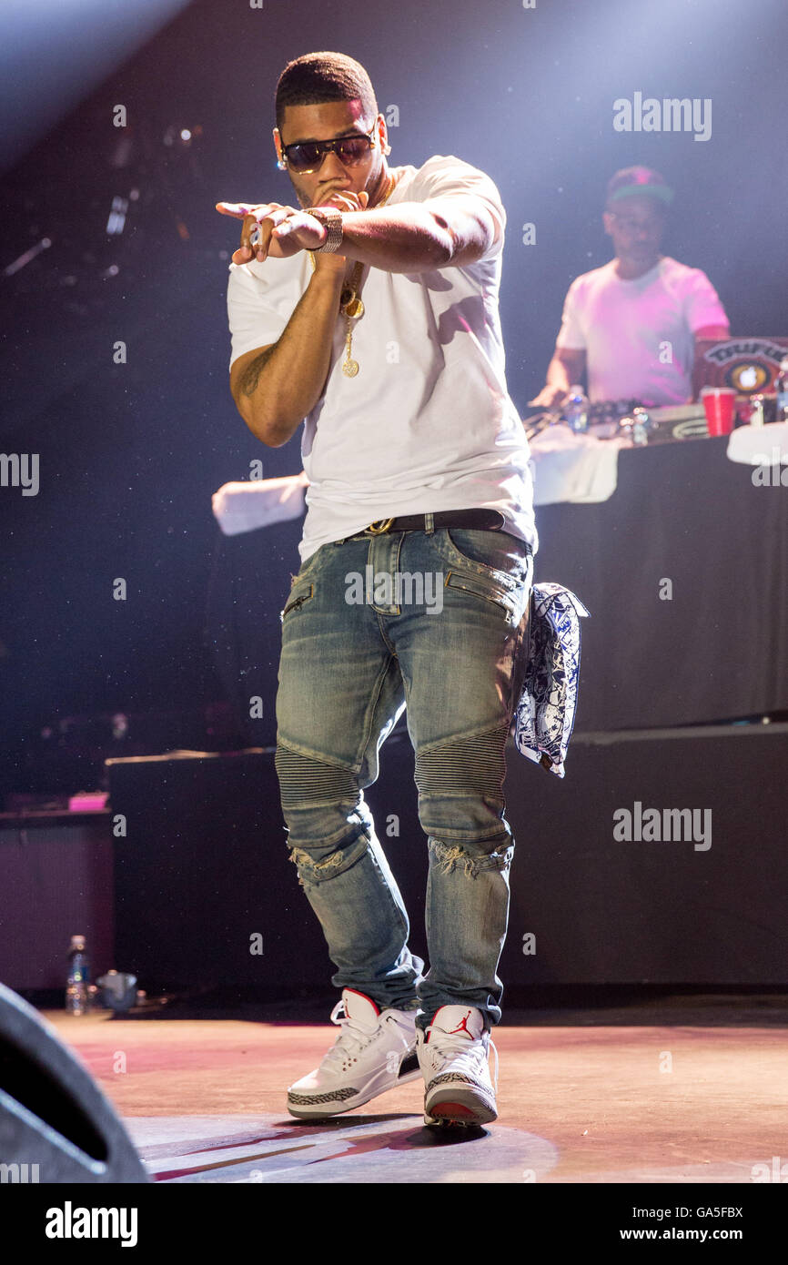 Nelly cornell haynes jr hi-res stock photography and images - Alamy